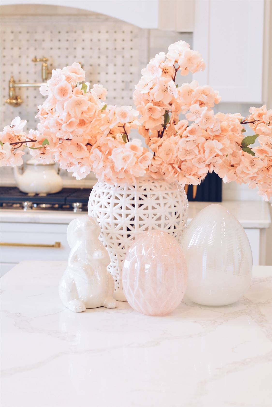 Elegant Spring Home Tour and Easter Decor 2019 - The Pink Dream