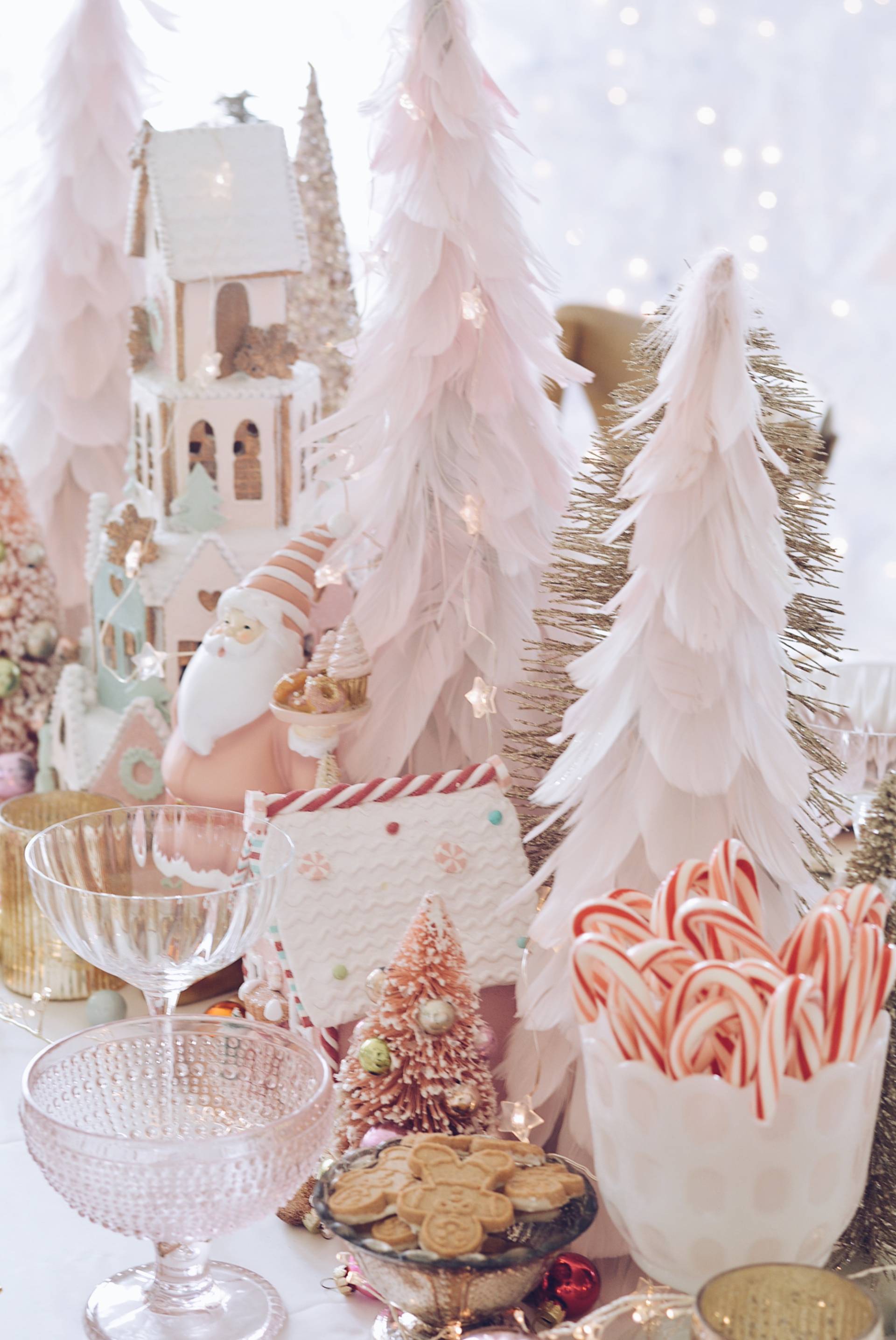 Pink Christmas Table Decorations: A Pink Wonderland Dinner - The Pink Dream
