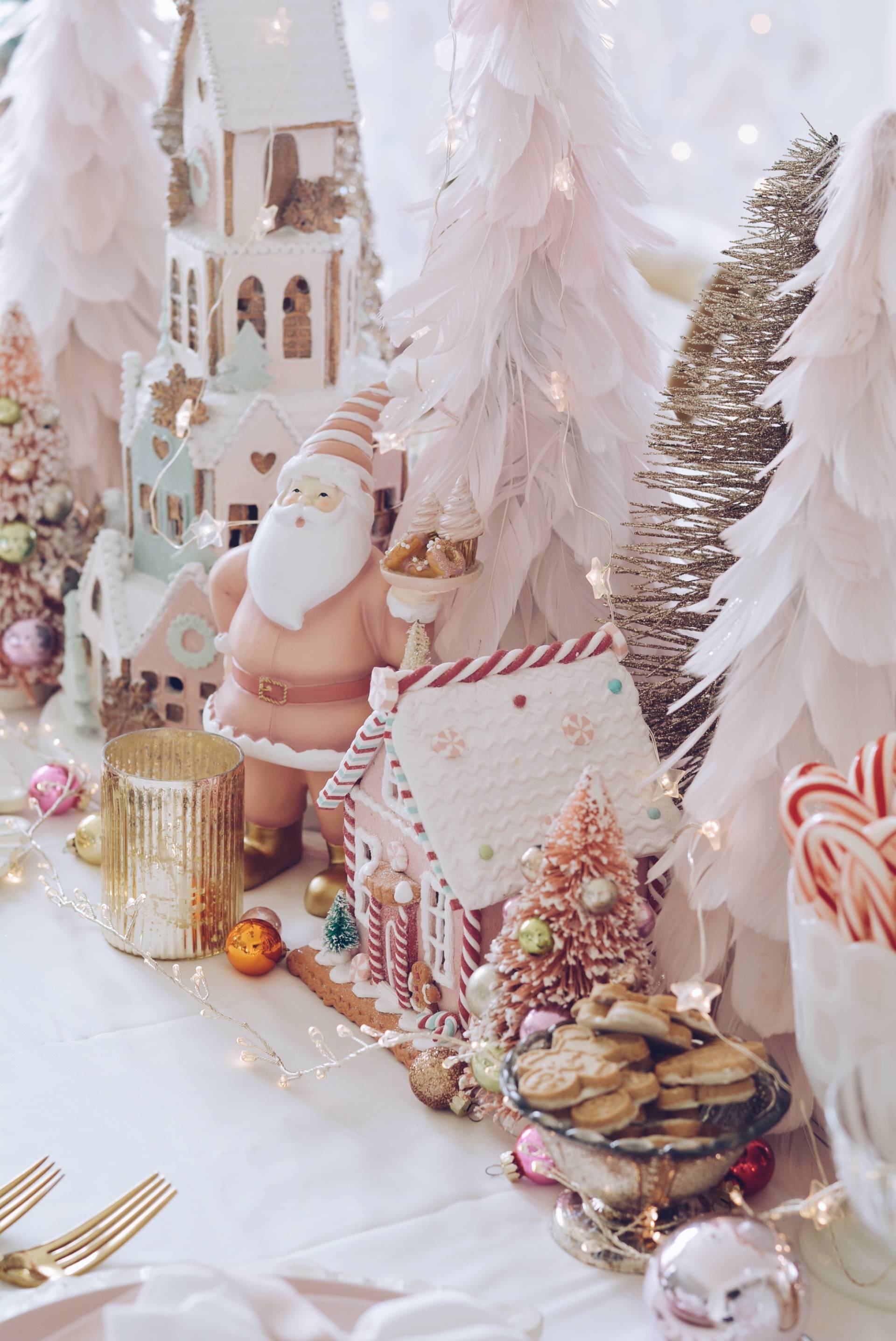 Pink Christmas Table Decorations: A Pink Wonderland Dinner - The Pink Dream